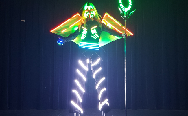 Robot LED - Animation et spectacle par Cie Dreamlighters
